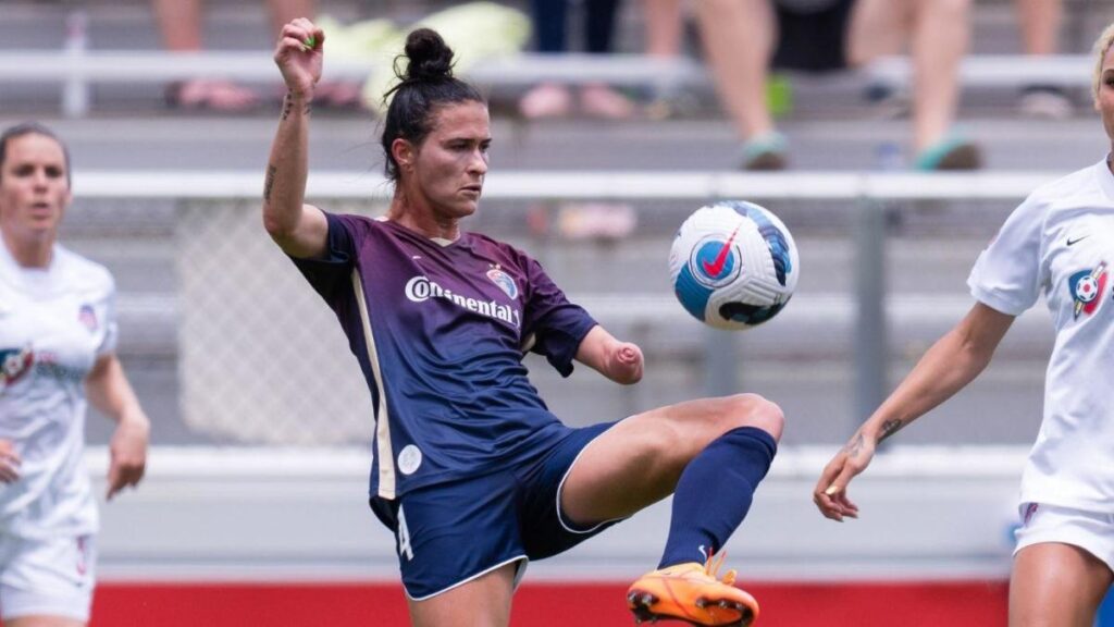 Who Is Carson Pickett's Partner? Love Life Of The American Soccer Star ...