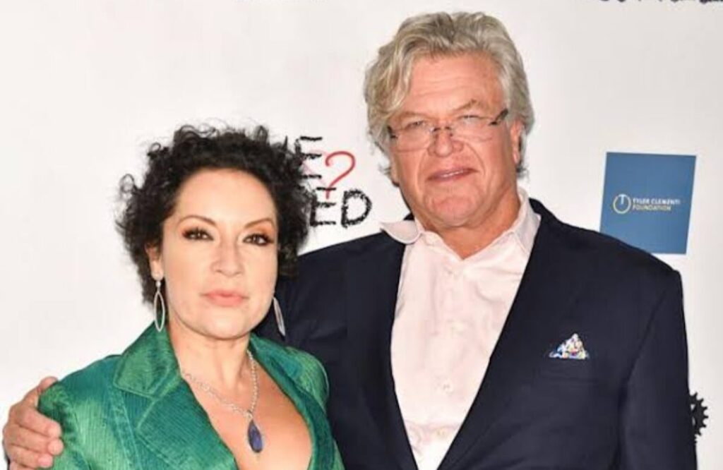 Who is Ron White's Girlfriend in 2022? Is He Dating Someone? - OtakuKart